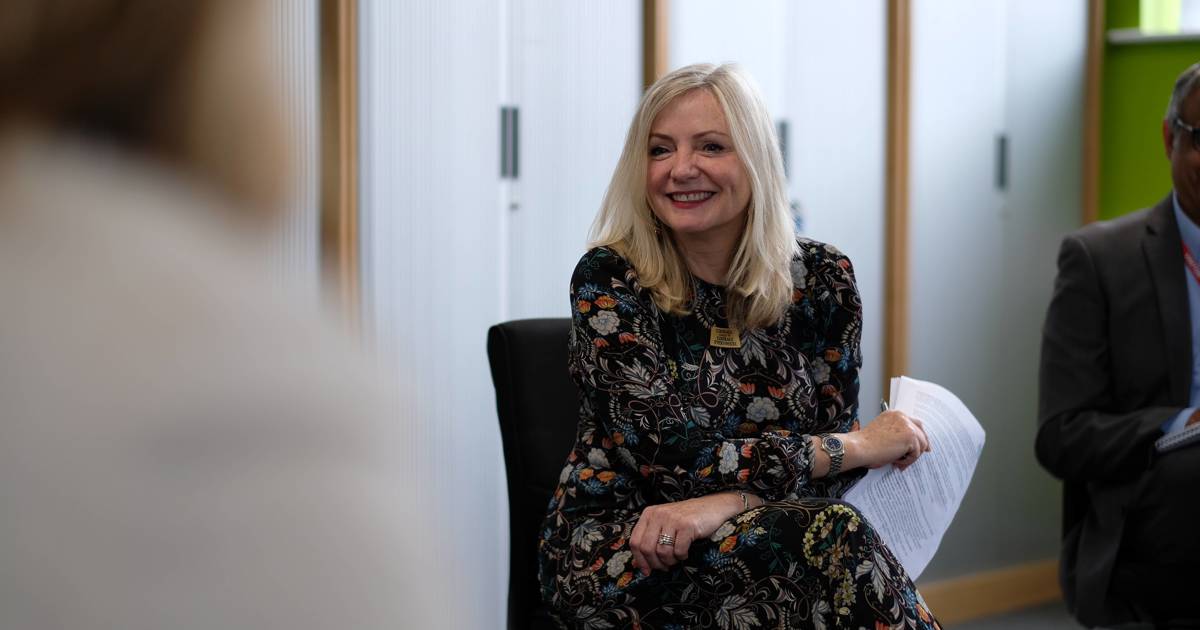 Mayor of West Yorkshire meets the new Secretary of State for Levelling ...